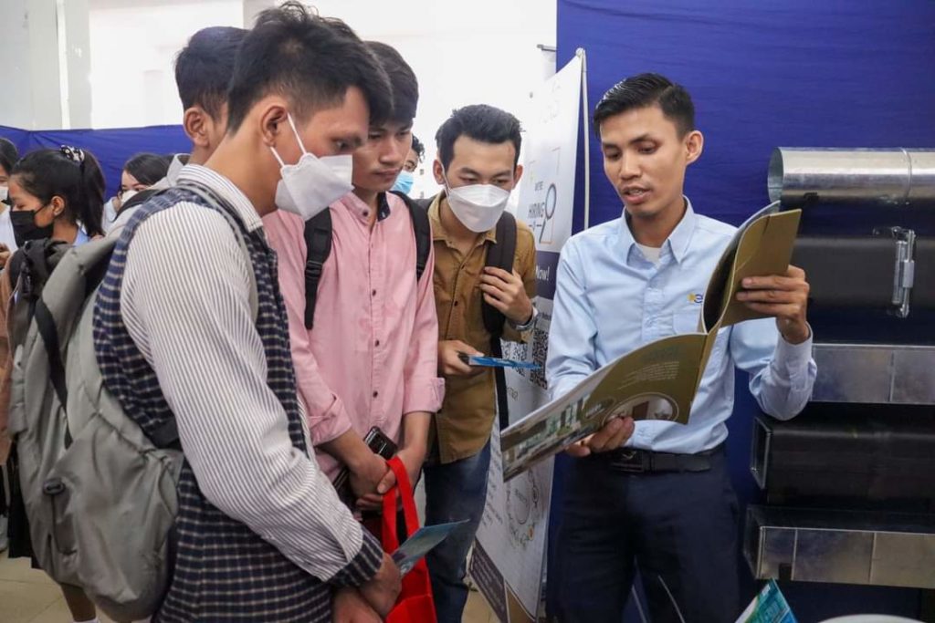 ET&S Engineering Import Export participated in the Job fair for ... ET&S Engineering Import Export participated in the Job fair for ...